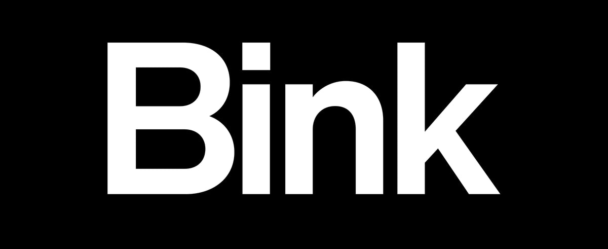 Glass water bottles that help you track your daily water intake